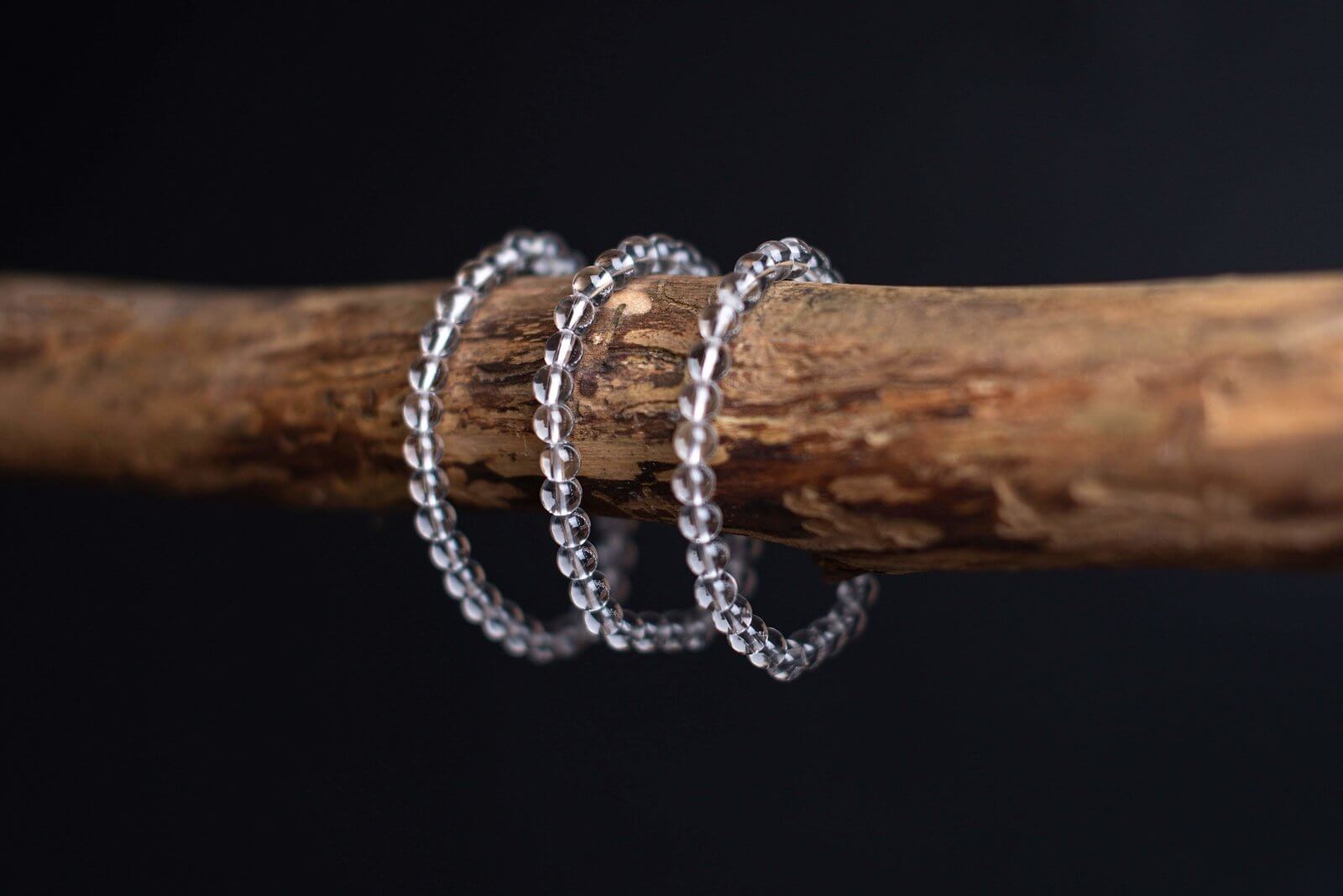 Kalnų krištolas apyrankė – 6mm – www.Kristalai.eu